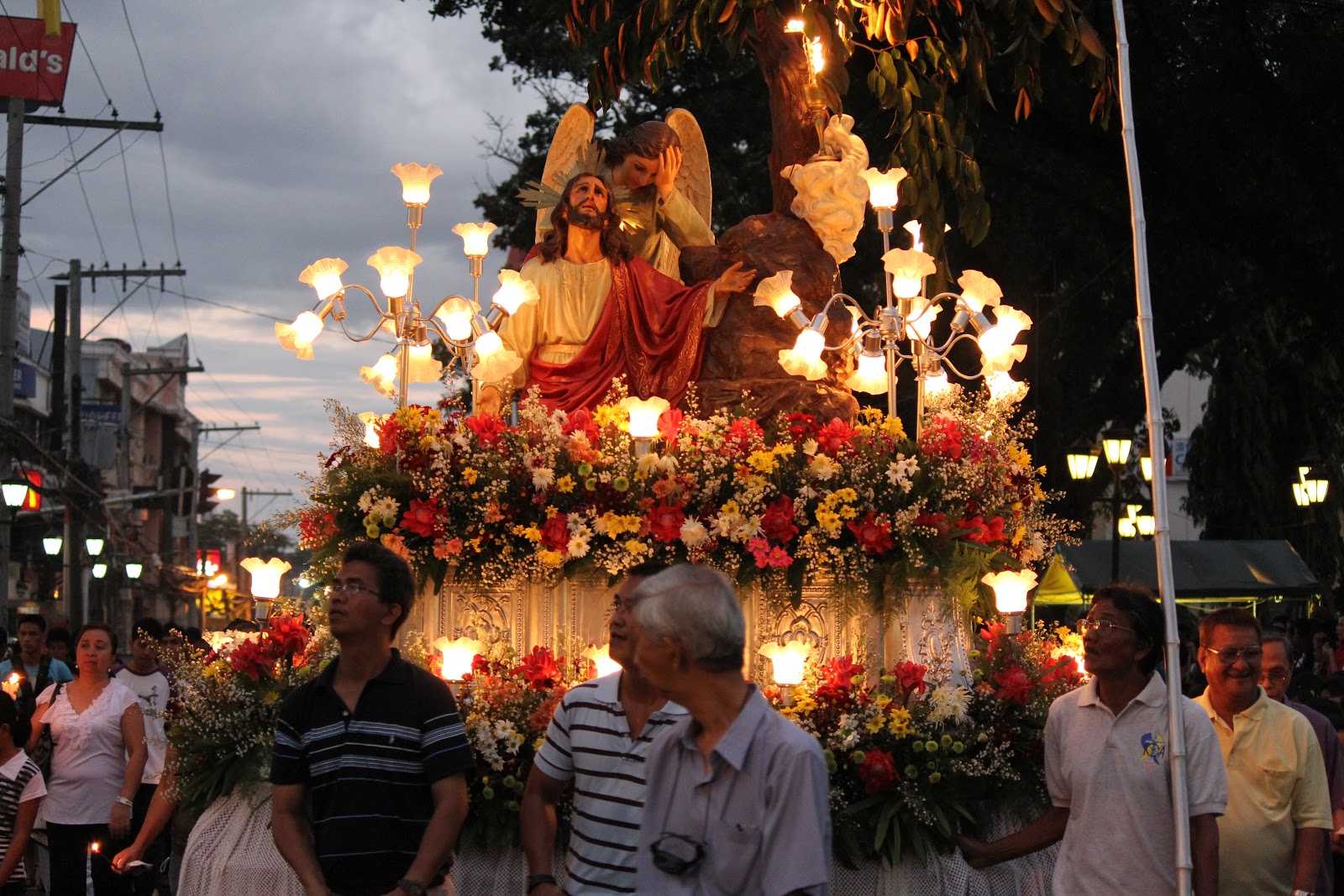 Stay, Stray, Play and Feast: The Naga City’s Grand Holy Friday Procession