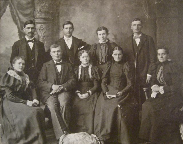 A Sense of Family: Evans Family Portrait - Wordless Wednesday