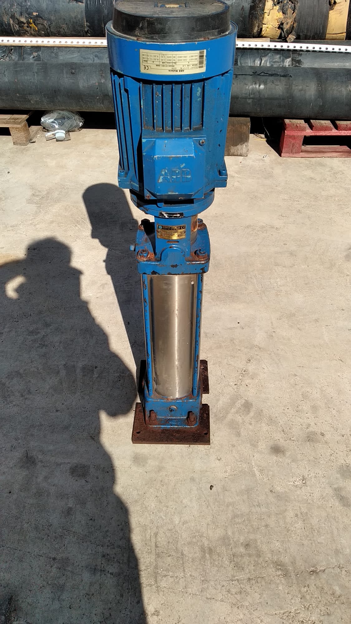 Comercial Neith: BOMBA AZCUE CON MOTOR ABB