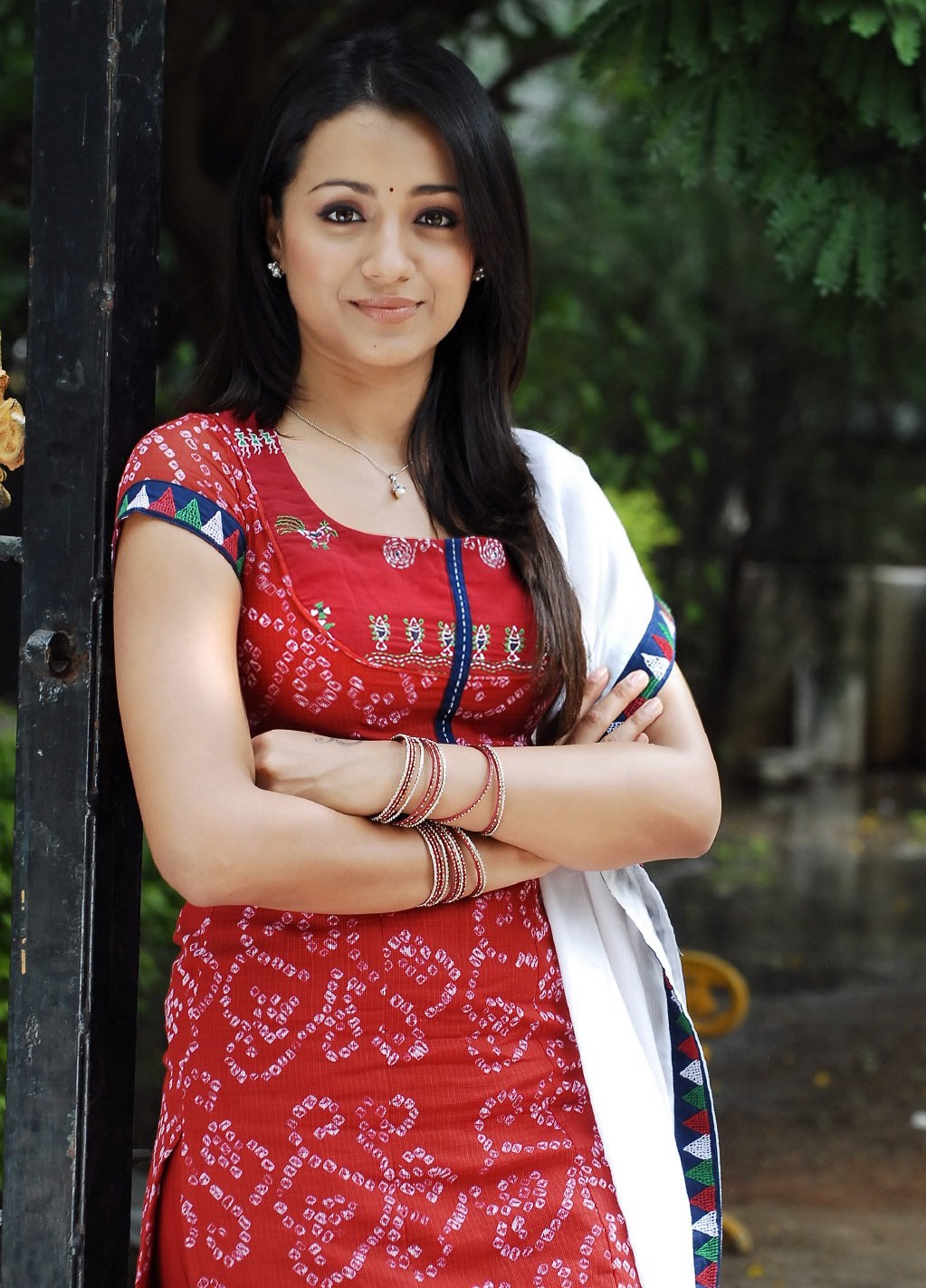 Trisha Krishnan new look In Chudithar Cute Photogallery Latest Stills ...