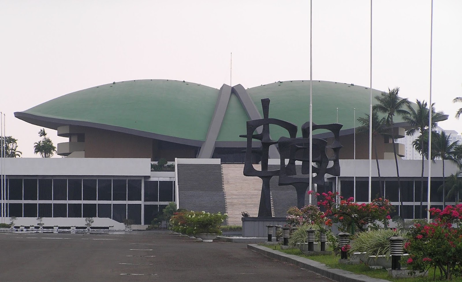 Amandemen UUD 1945 Sebagai Konstitusi Negara Indonesia - Yousosial