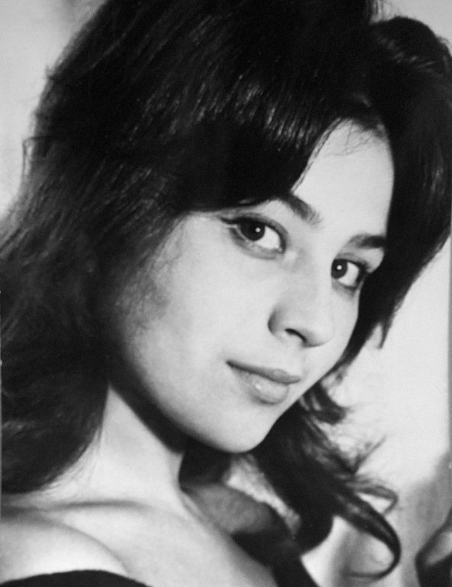 The “First Lady of Slovak Theater”: 28 Gorgeous Photos of Emília ...