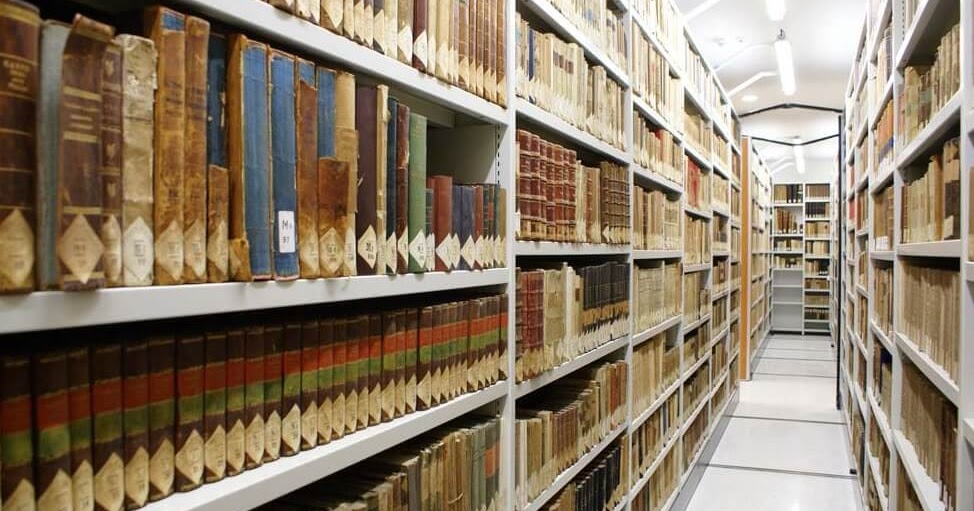 Pengertian Arsip dan Kearsipan Secara Umum - Ilmu Ekonomi ID