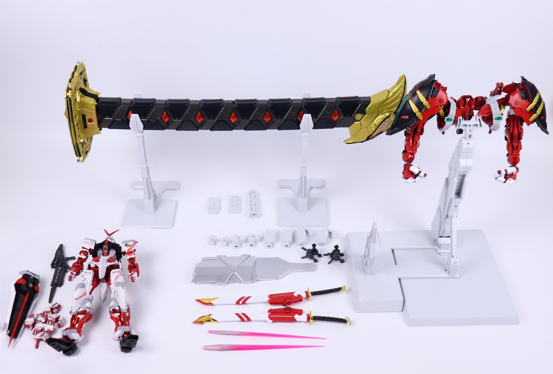 Daban 8814 MG 1/100 Gundam Astray Red Frame Powered Red Arm Gerbera ...
