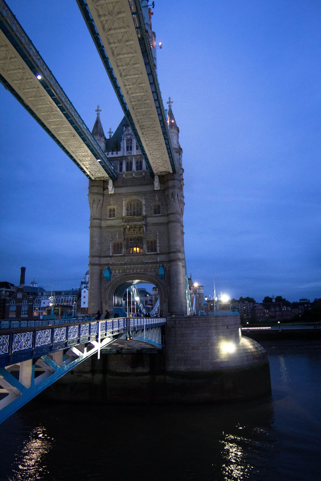 Matt Thom designs: Tower Bridge - video and photography