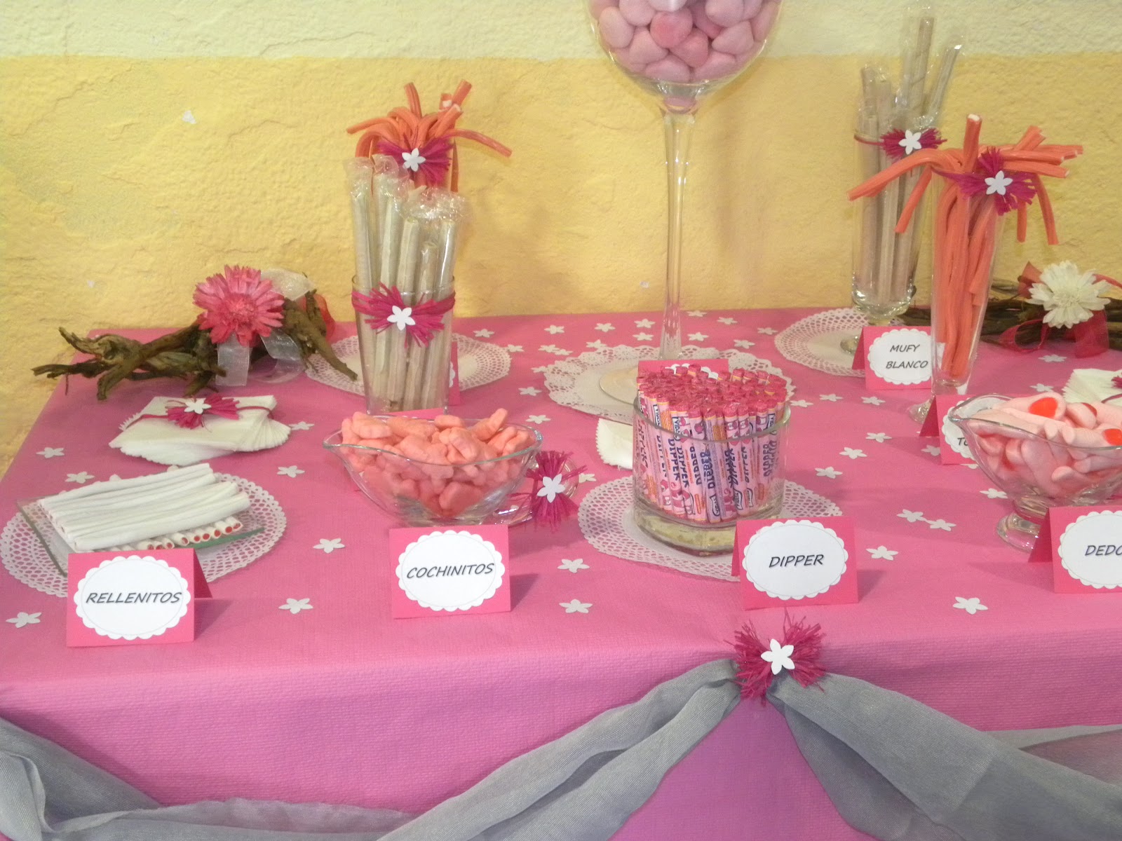 UNA CHUCHE UNA ILUSION: CANDY BAR ROSA