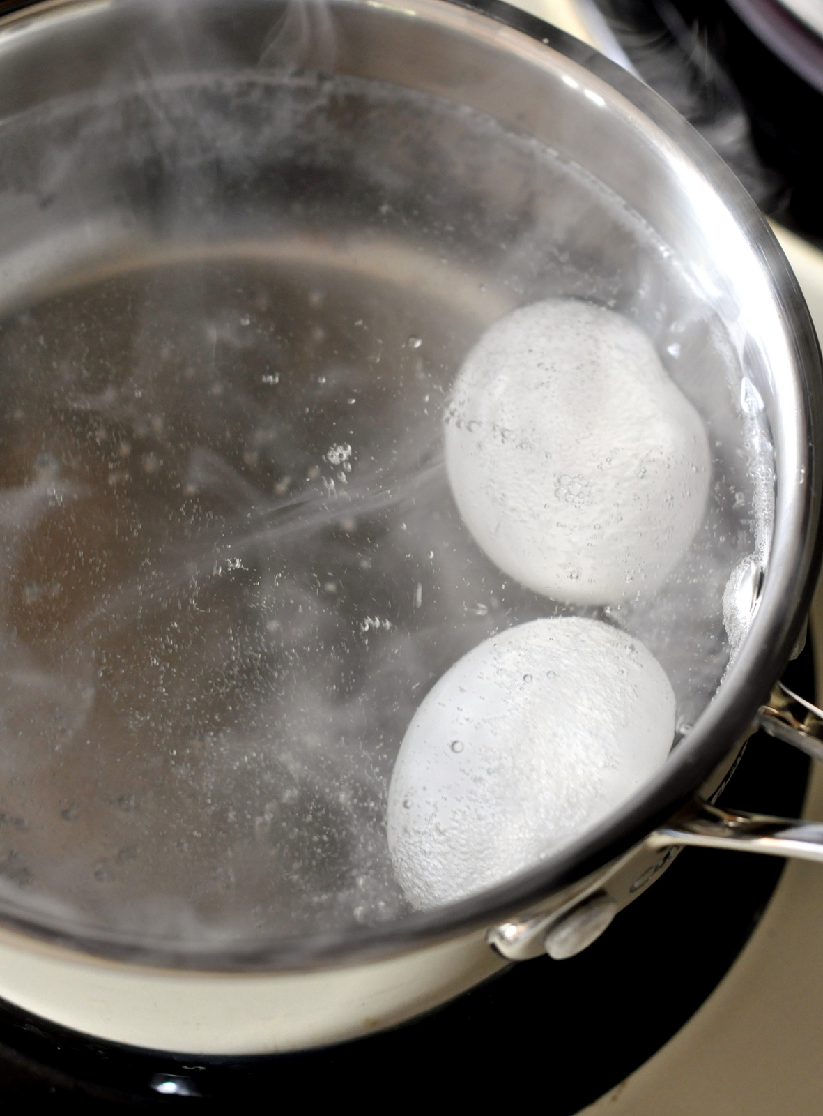 How To: Boil Eggs
