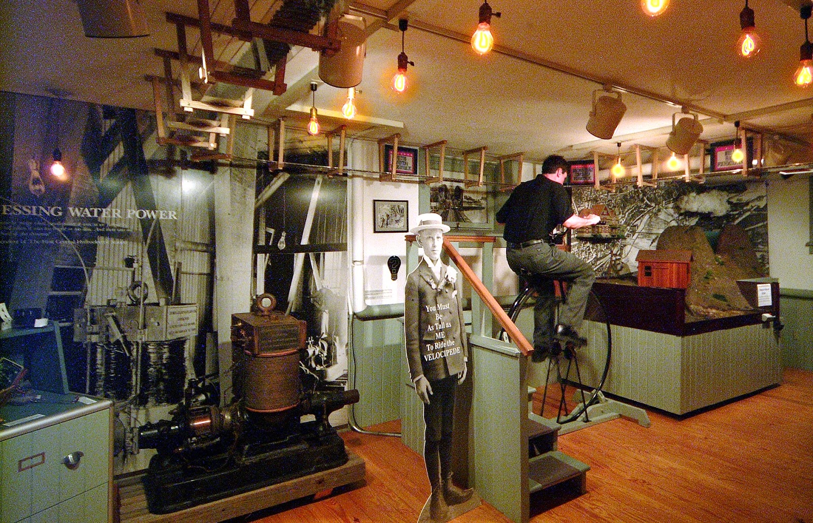 Sandra Scott's Travel Columns: Houdini Exhibit at The Castle in ...