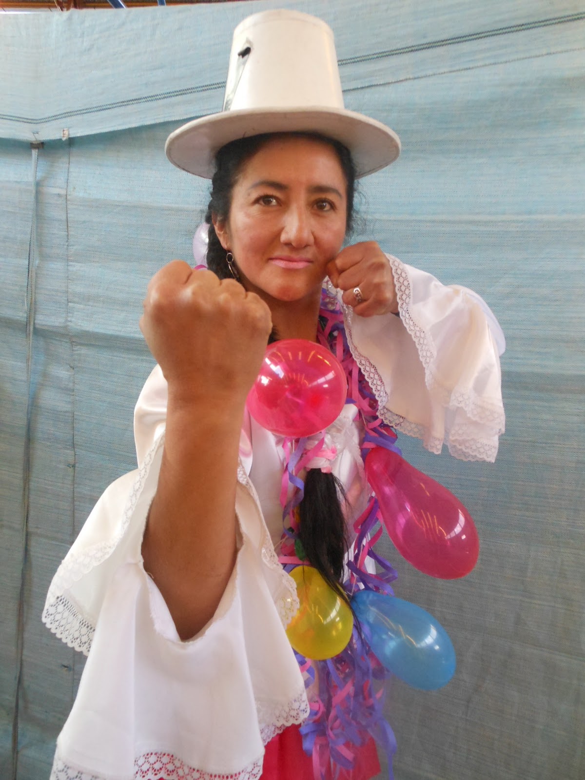 LUCHA LIBRE BOLIVIA: CHOLITAS LUCHADORAS .- YANET LUCHADORA DE LIDER Y LLB