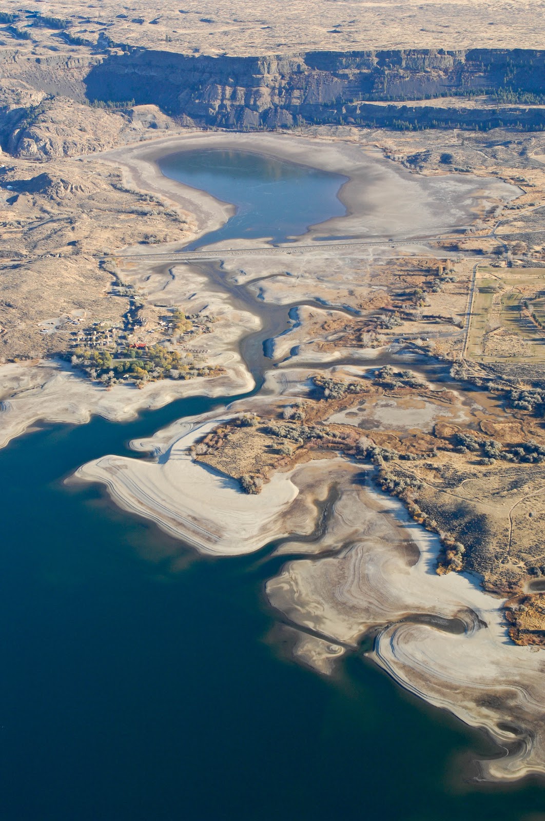 Big Bend Railroad History: Banks Lake Drawdown-1