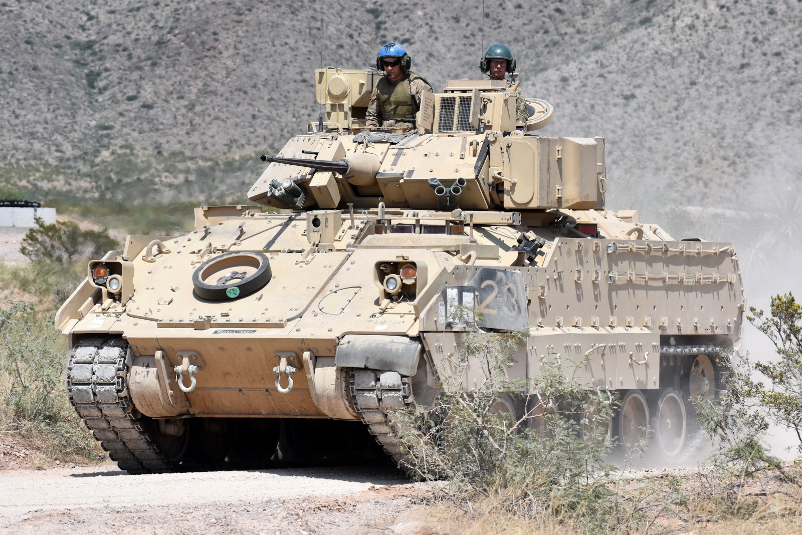 US ARMY BLOG: BRADLEY FIGHTING VEHICLE (BFV)