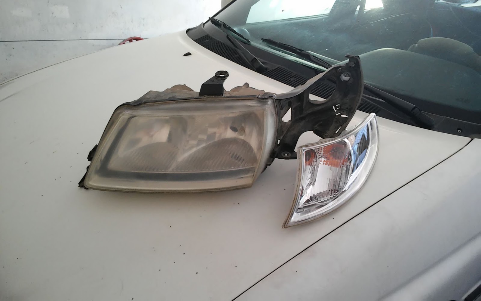 Saab95DIY: Headlights restoration