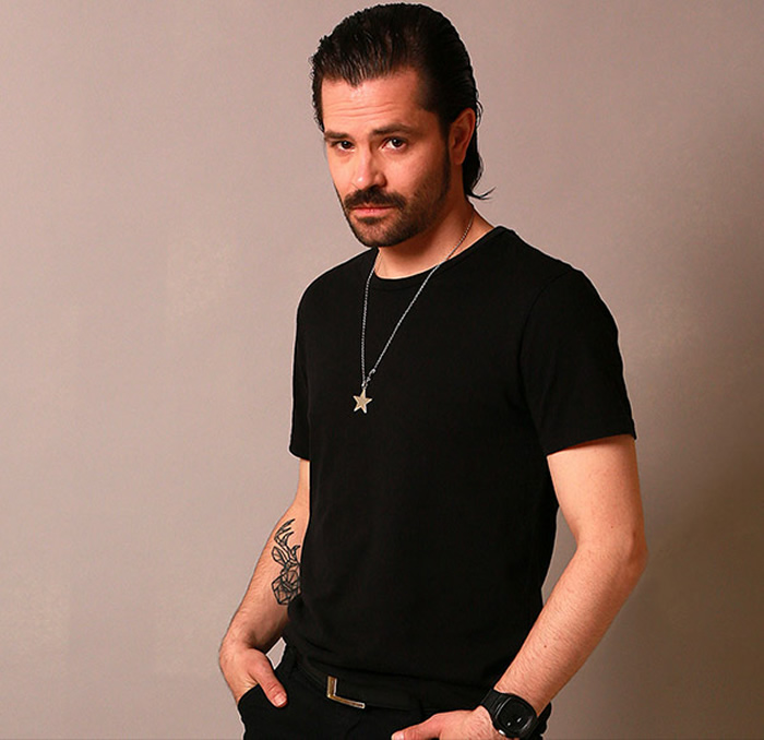 Felipe Colombo quiere mostrar más…(recargado) | lgcba.com