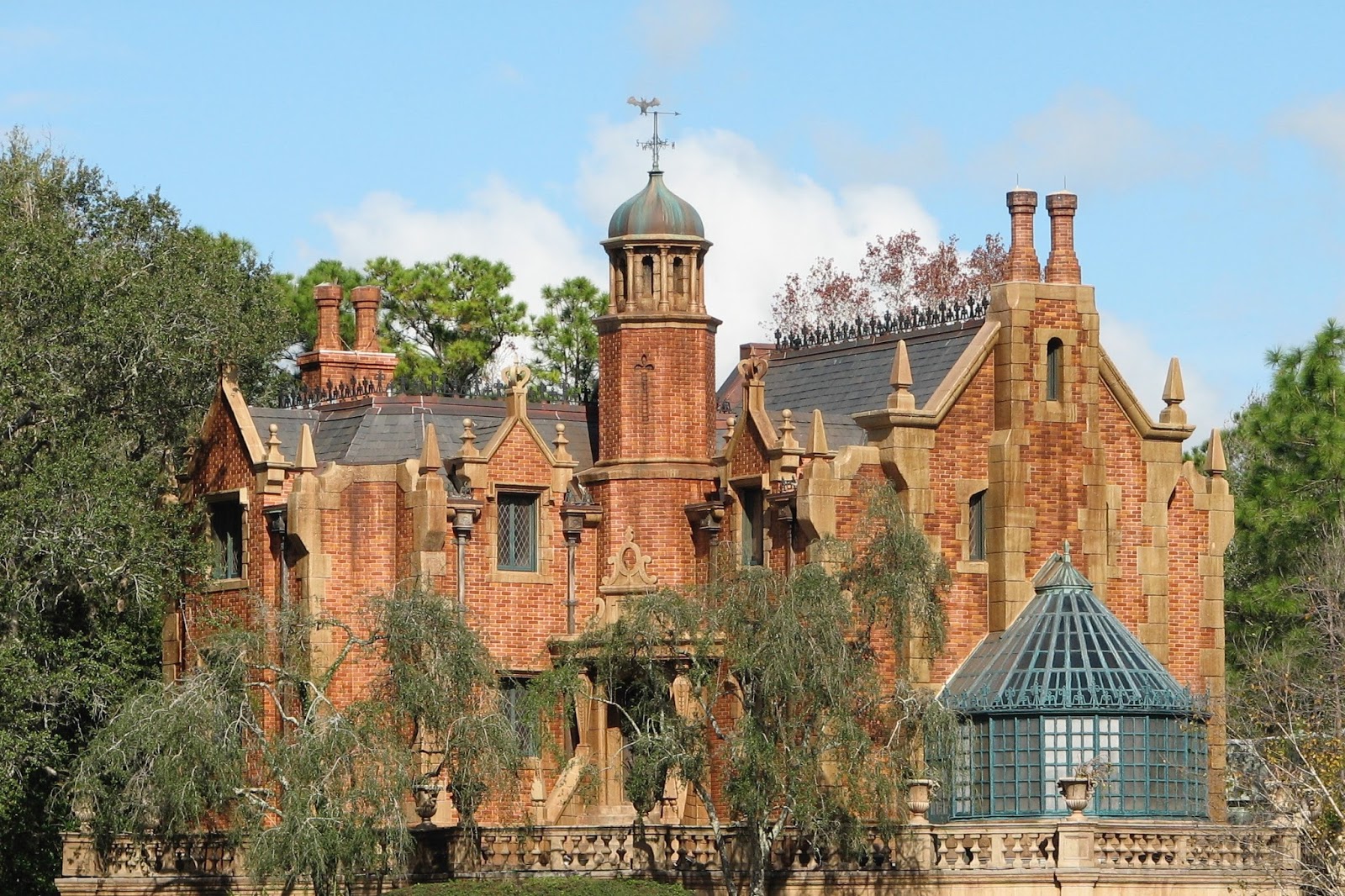 Disney Avenue: How 999 Happy Haunts Made the Haunted Mansion Their Home