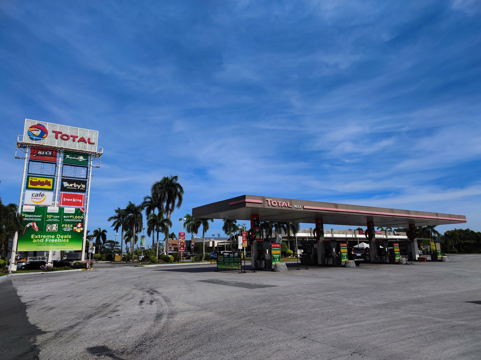 Best Stopovers in NLEX - SCTEX for Dining and Shopping - The Pinoy Traveler