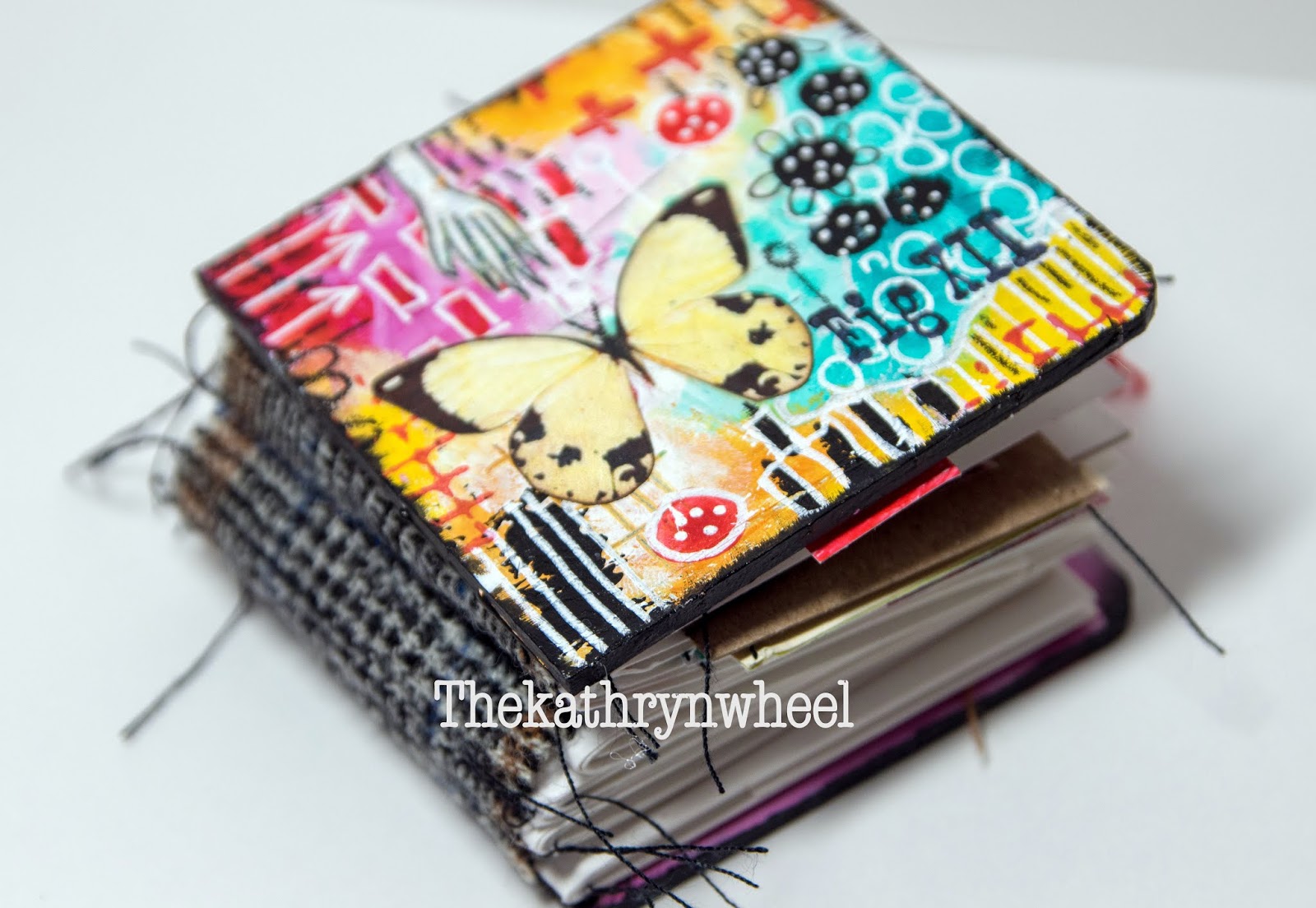 The Kathryn Wheel: More mini books!