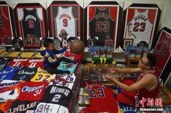 Photos: Basketball fanatic has spent over $62k collecting NBA souvenirs
