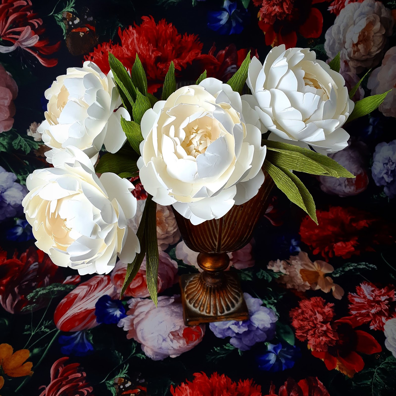5 Easy Steps To Make Gorgeous Paper Peonies!
