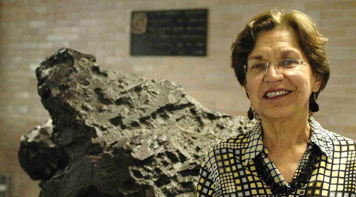 Puntadas Universitarias UG