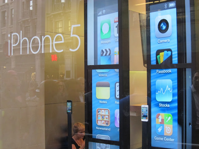 I'm Verified: Are Smart Phones Taking Over The World?