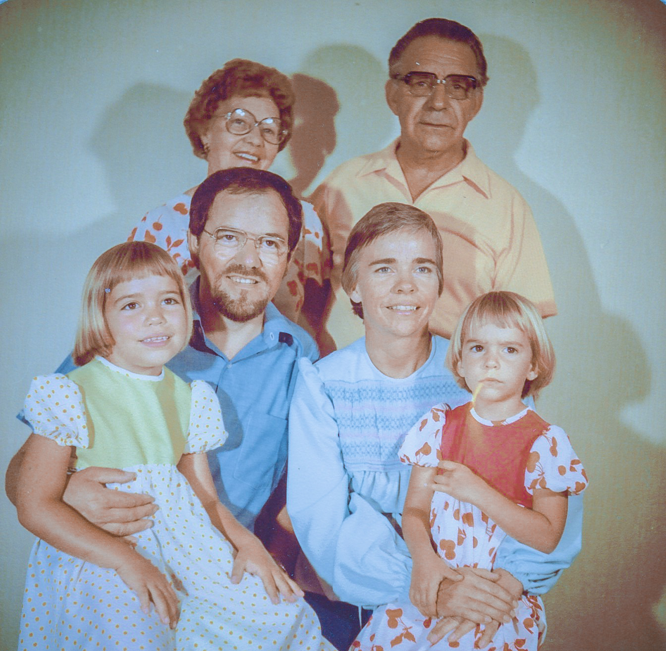 ADVENTURE BEFORE DEMENTIA: HAPPY FAMILY TIME IN 1978