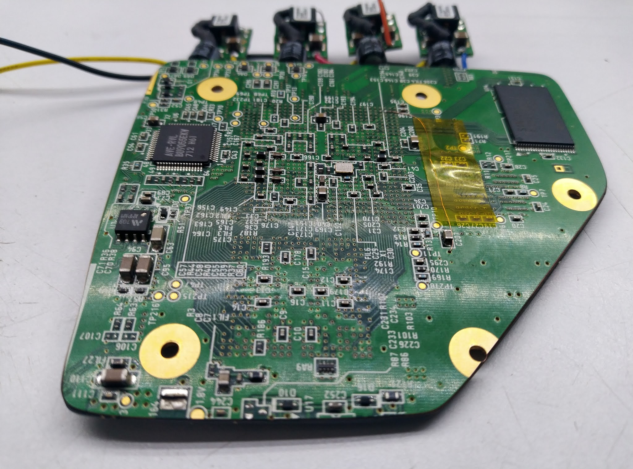 WII RECORTADA ! SEGUNDA PARTE, INSTALACION DE TODO - Mundo Yakara