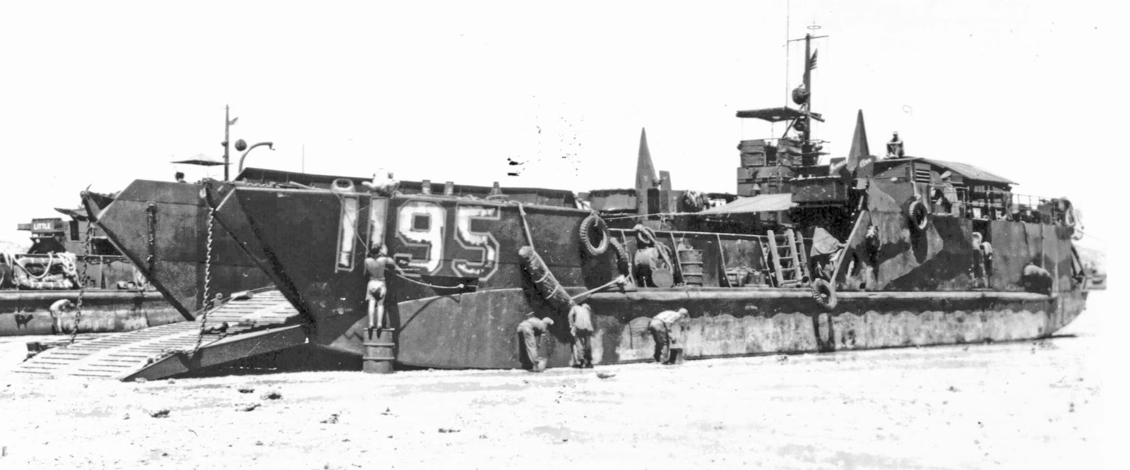 Four Bees: Landing Craft Tank Mk6( LCT 6 ) #1094, WW2 Photo of Lt. JG ...