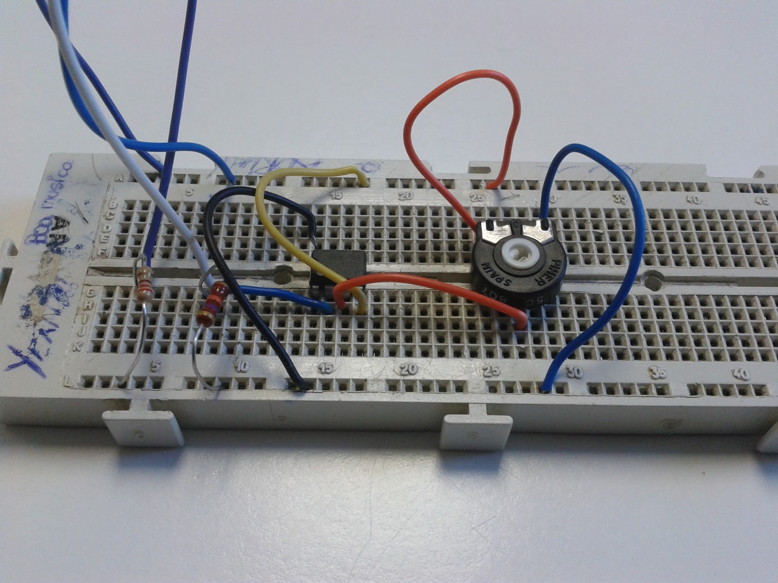 jorgeelectronica4eso: CIRCUITO ROBOT