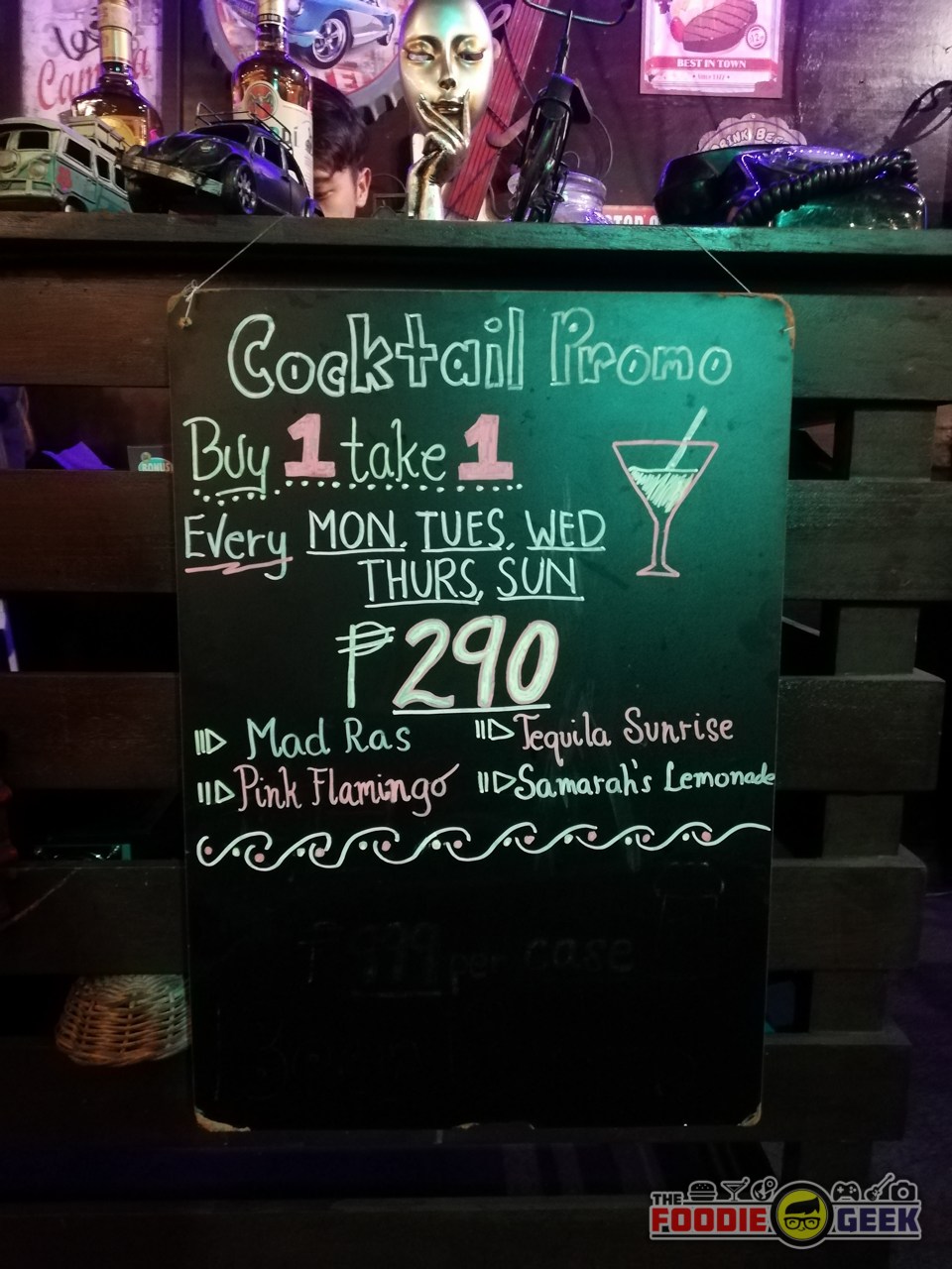 ₱199 Unli-Wings Until 3am at Hippers Bar and Resto! | HungryChad