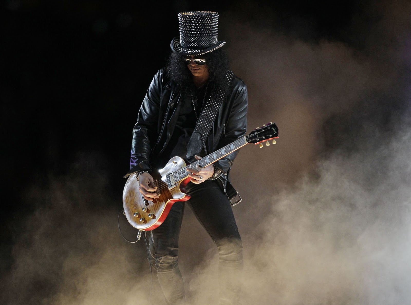 la historia de slash y sus guitarras: slash