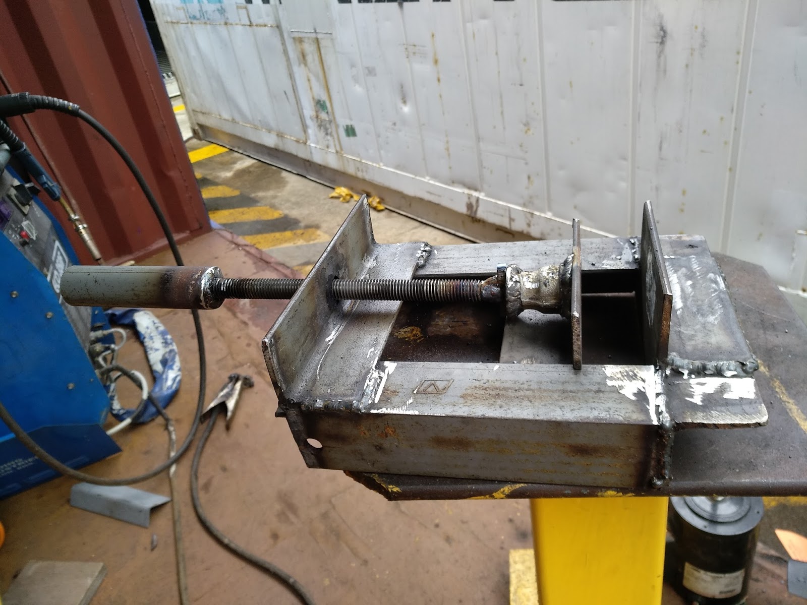 Reefer Container Special Custom Tools - Drill Vise - By Dhilreefer