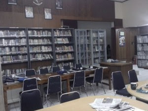 Area Membaca Pada Perpustakaan Umum (Mengacu Pada Pedoman Tata Ruang ...