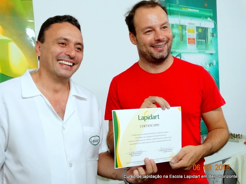 VALTER DESIDERIO BARRETO: Eu fiz o curso de lapidação de pedras ...