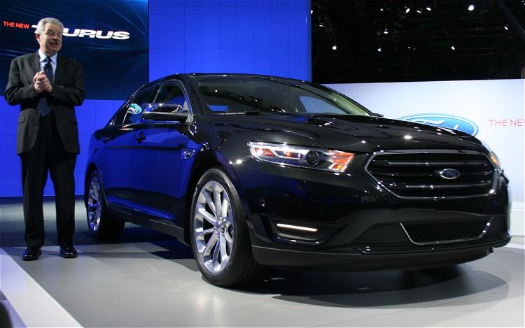 Car new design: 2013 Ford Taurus and Taurus SHO