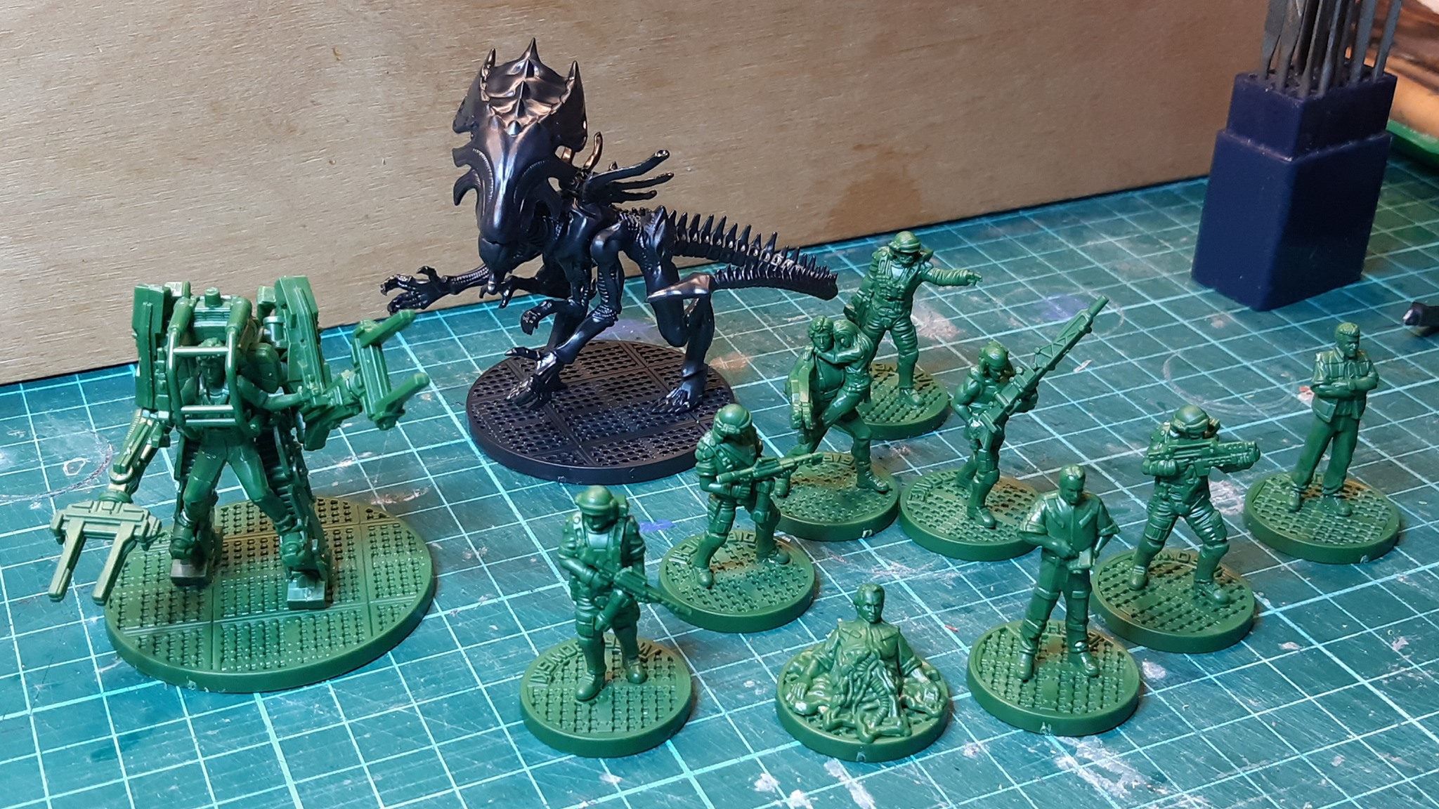 Pijlie´s Wargames Blog: GaleForceNine's Aliens boardgame: the hardware
