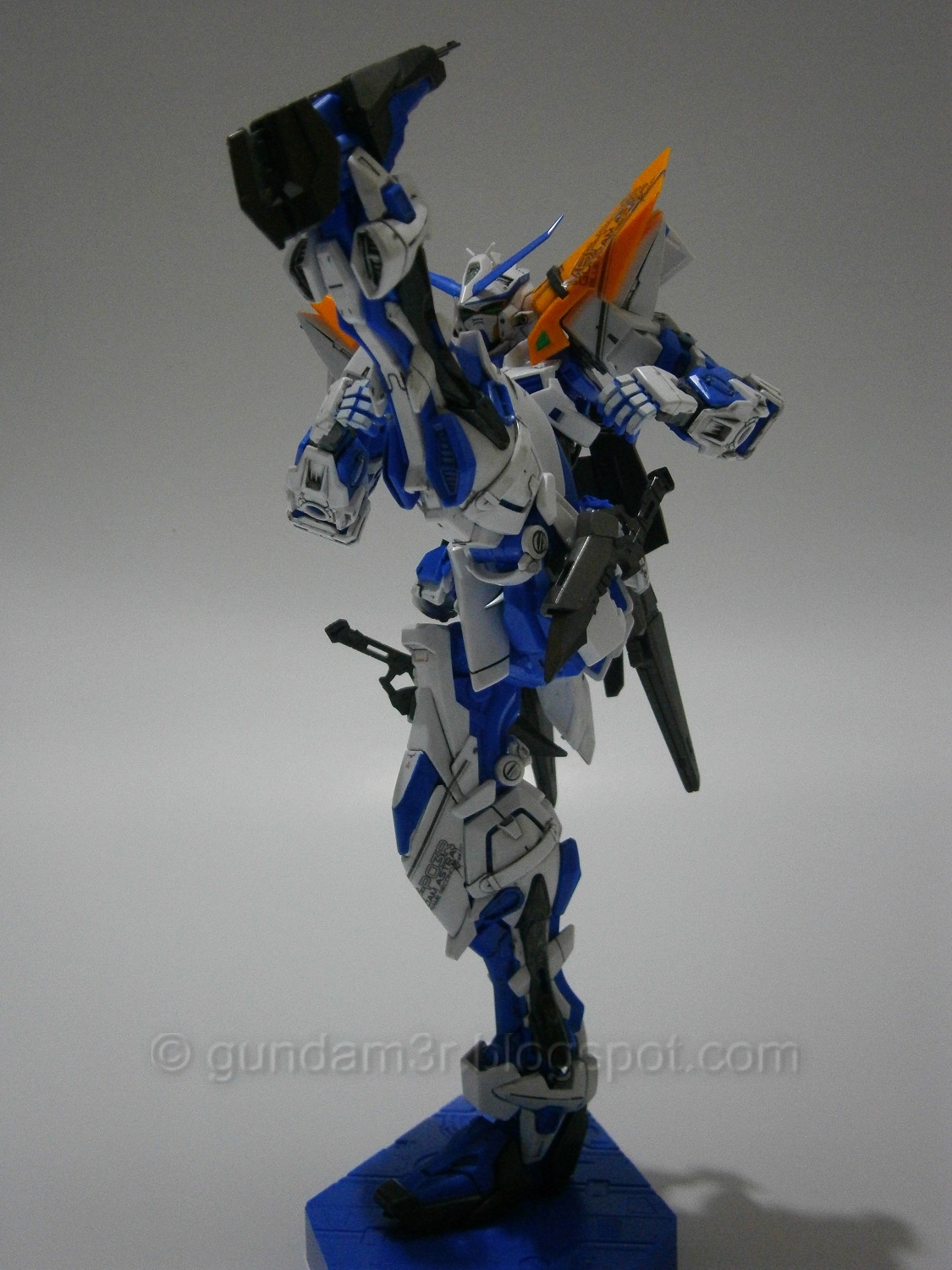 Gundam Astray Blue Frame Second Revise MG Review Part 2