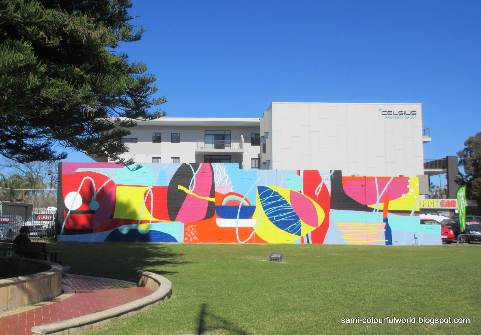COLOURFULWORLD: Monday Mural -Abstract murals in Victoria Park