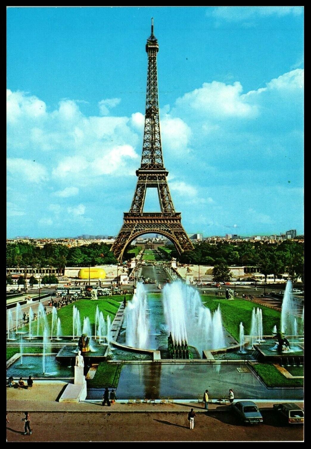Postcards of the World: Paris