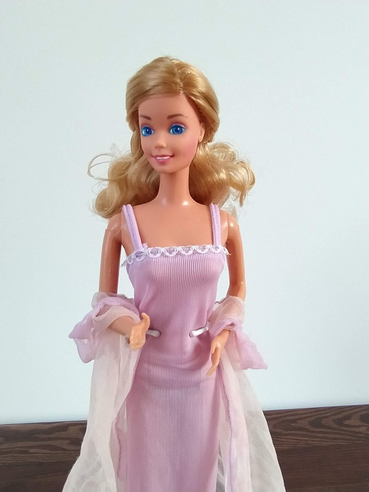 Coffee and Dolls EN: Dream Time Barbie 1984