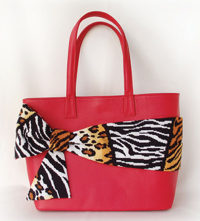 Another bow tote - - Bedecked and Beadazzled
