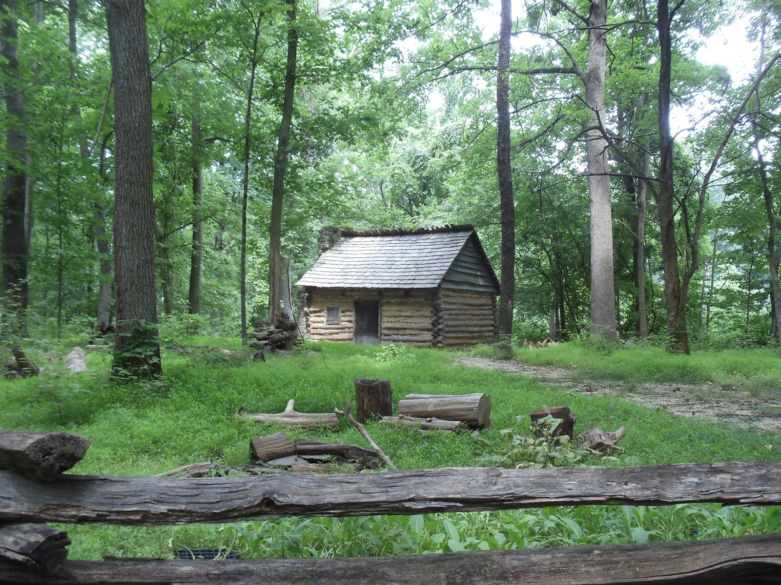 Experience 18th century farm life at the Claude Moore Colonial Farm ...