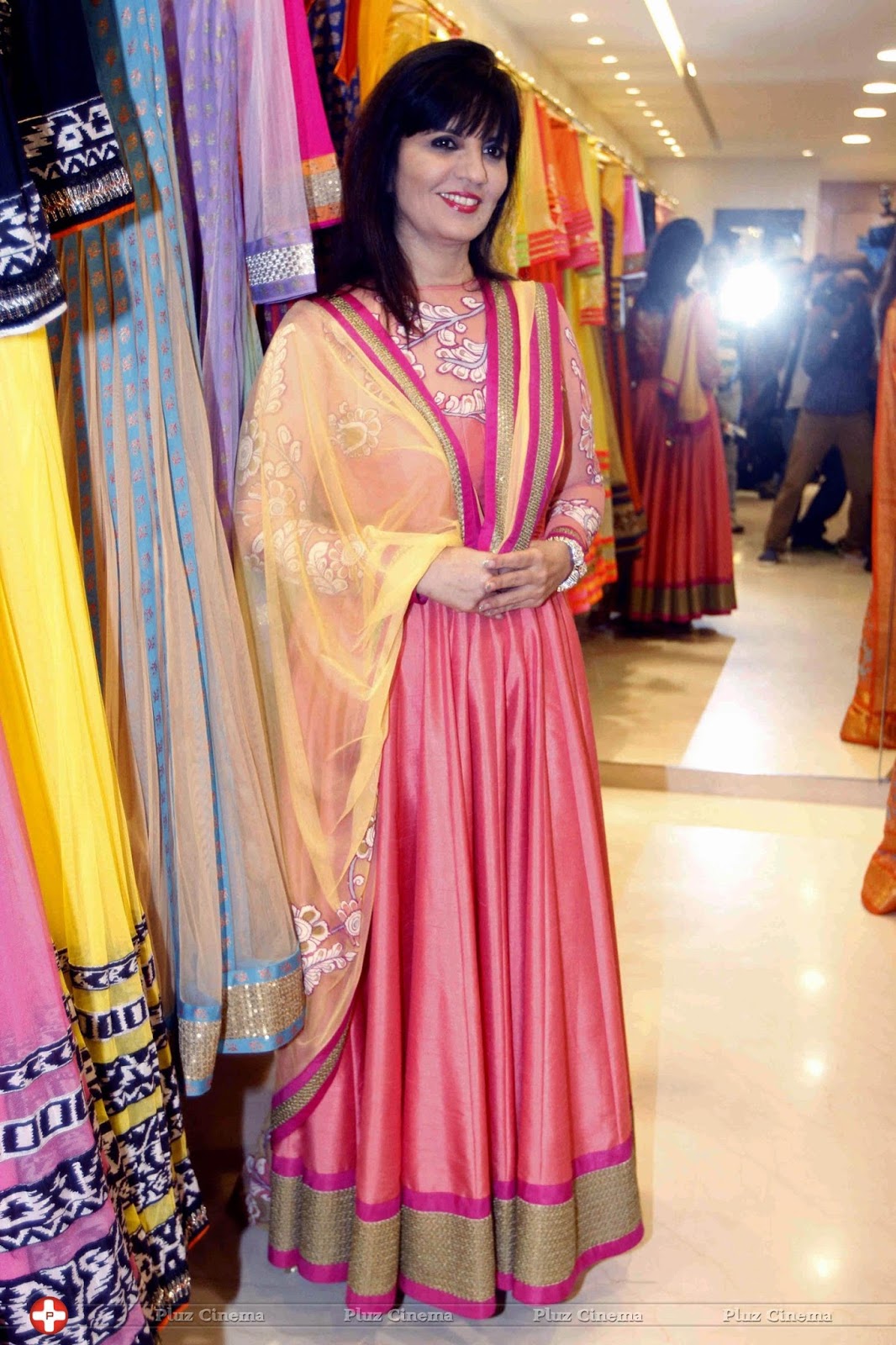 National Award winning designer Neeta Lulla ~ Bollywood Slides
