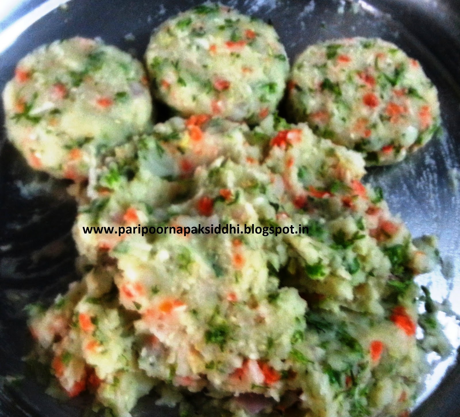 Paripoorna Paksiddhi : IDLI BURGER