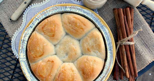 Freezer Dinner Rolls with Cinnamon Vanilla Honey Butter — Mommy's Kitchen