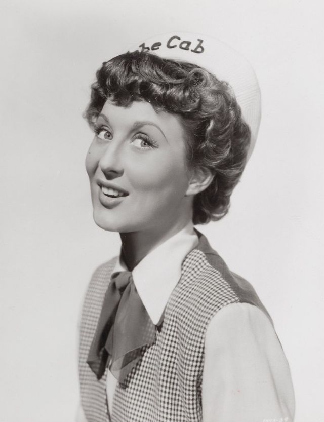 30 Vintage Portrait Photos of Betty Garrett in the 1940s and ’50s ...