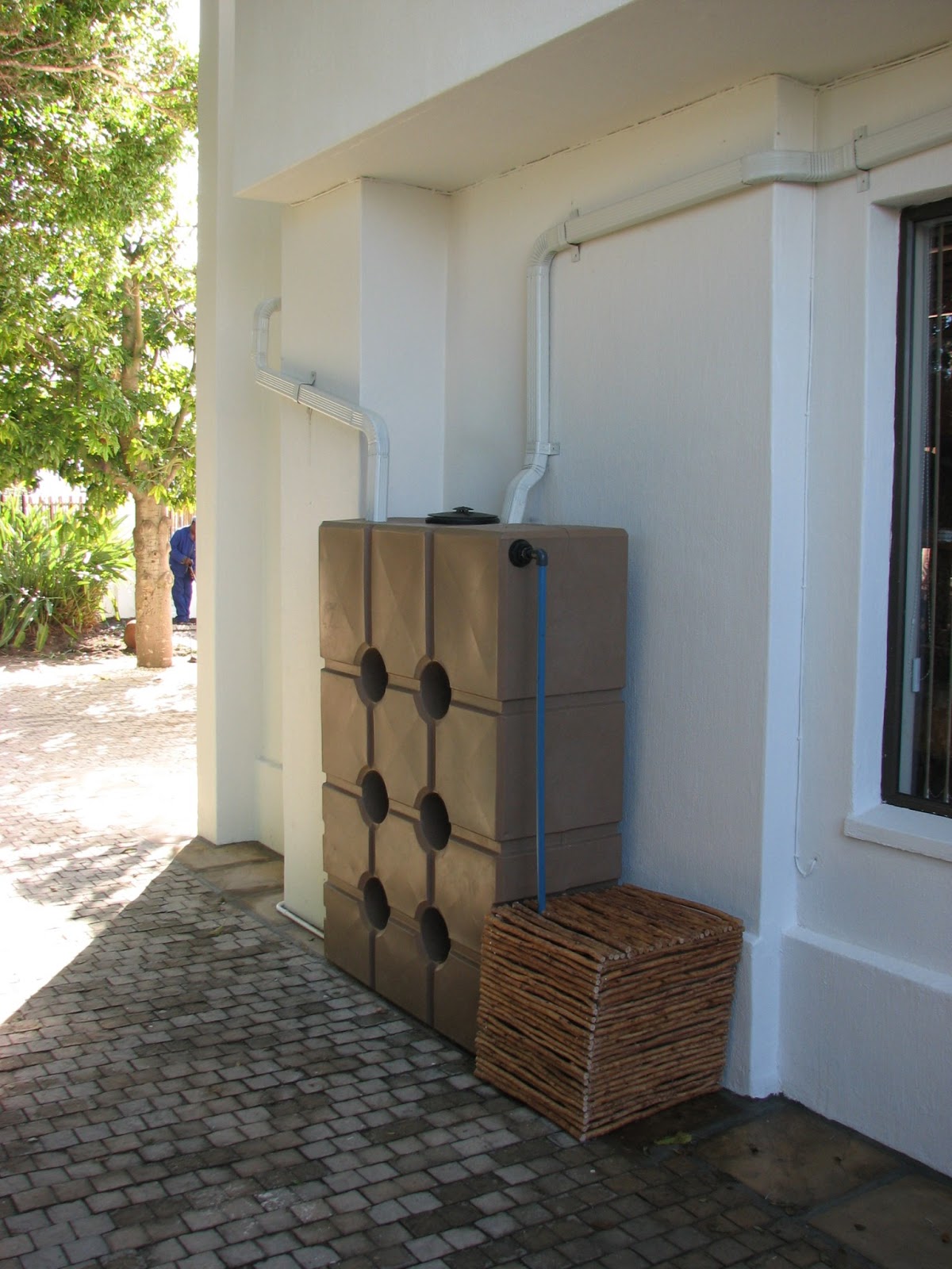 Fynbos Gardens Hermanus: Rain water collecting tanks installed.