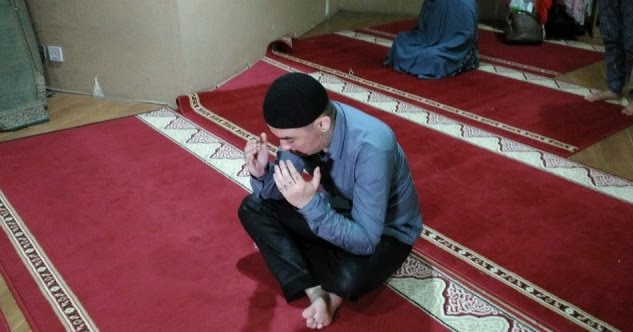 Kisah Hijrahnya Berry ‘Saint Loco’ Dari Dunia Hitam