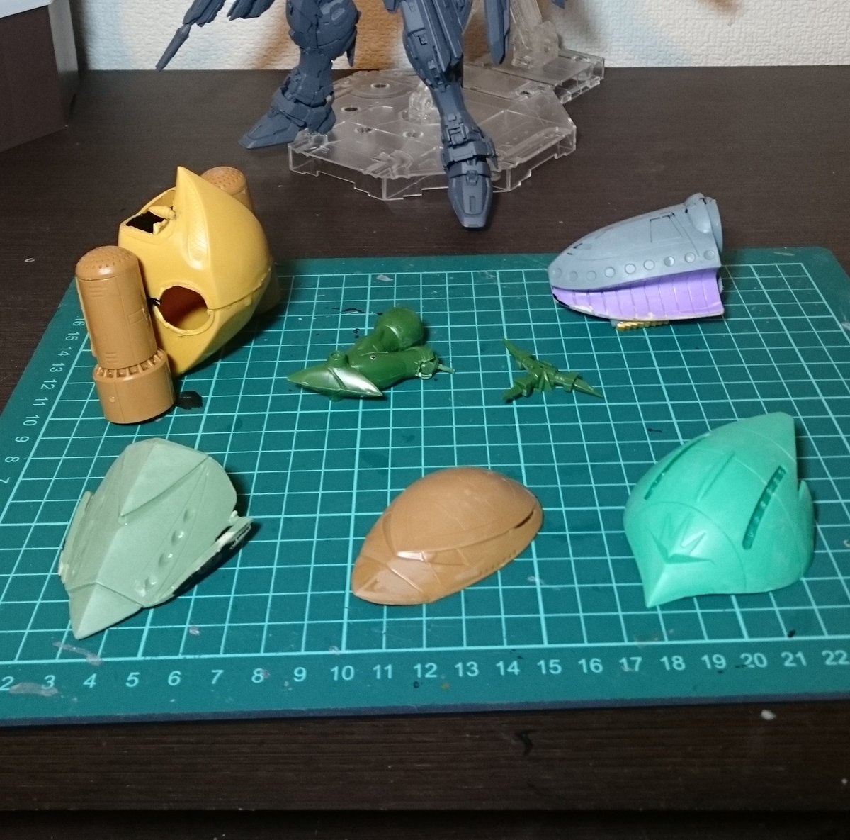 GUNDAM GUY: Shin Zakrello - Gunpla Kit-bash Build