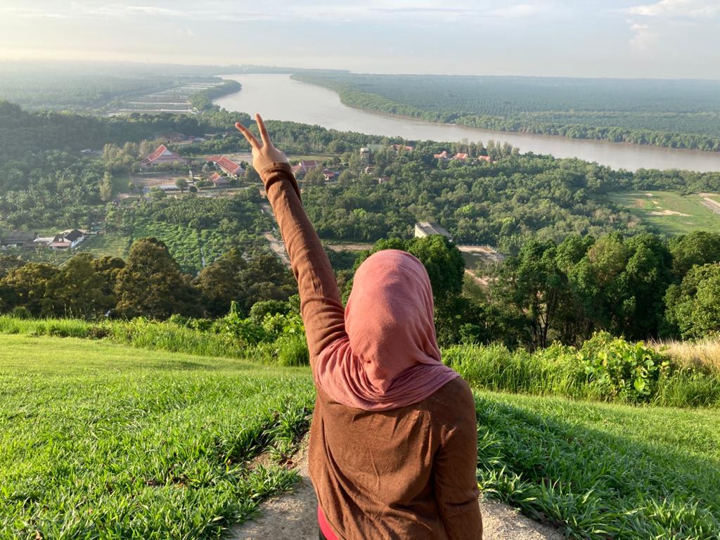 First Time Hiking to Bukit Jugra (Jugra Hill) Banting, Kuala Langat ...