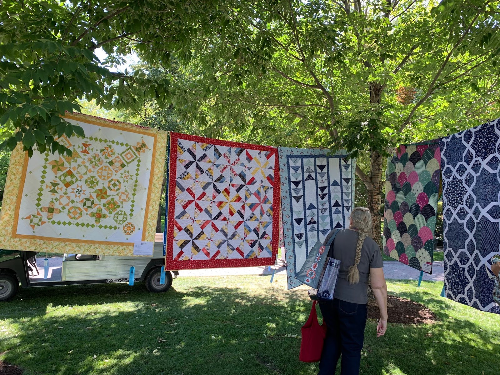 Sew Fun 2 Quilt: Vendor Tents